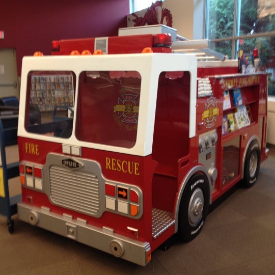 Surrey Public Library - Semiahmoo Branch - South Surrey - Surrey, BC