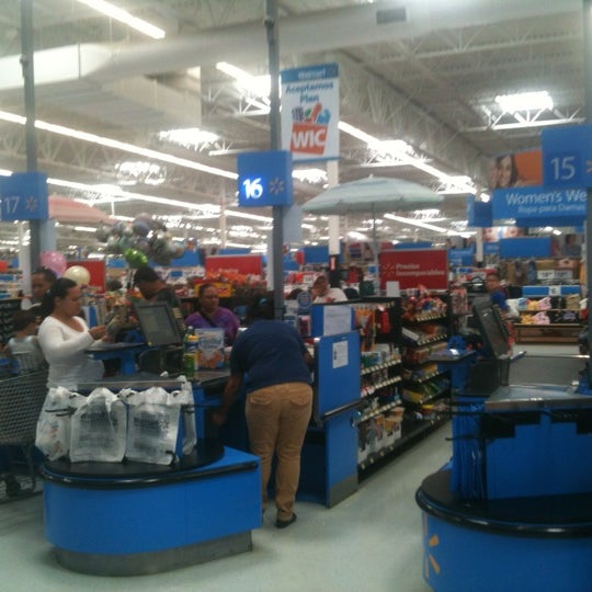 Photos at Walmart - 3 tips from 359 visitors