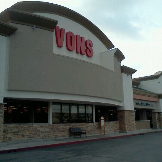 VONS - 15740 La Forge St