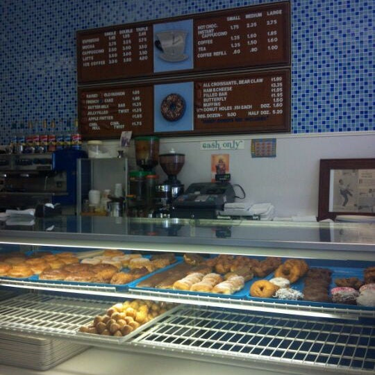 Dainty Donuts - 2415 San Ramon Valley Blvd