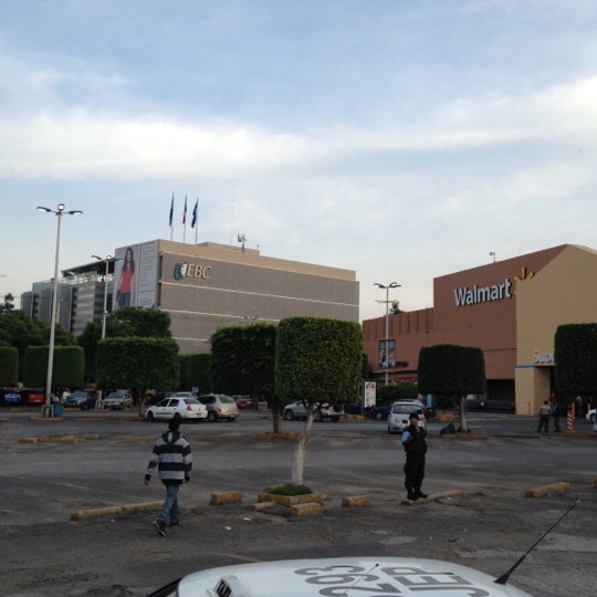 Walmart - Big Box Store in Tlalnepantla de Baz