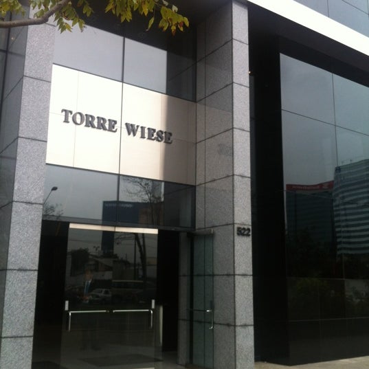 Torre Wiese - Av. Canaval y Moreyra 522