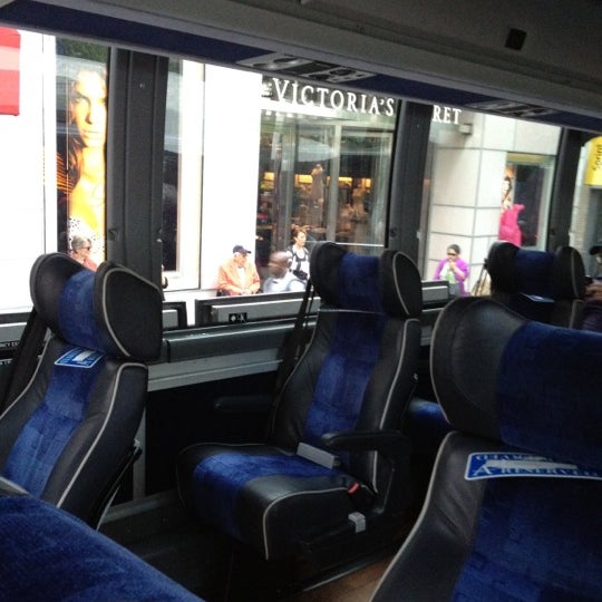 Hampton Jitney - 86th St - Upper East Side - 3 tips from 371 visitors
