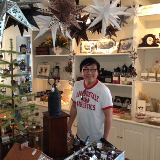 T. Bagge Merchant - Gift Store in Old Salem