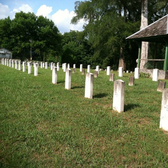 Confederate Cemetery - 2 tips from 4 visitors