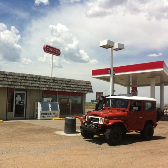 Conoco Wagon Wheel - Fuel Station