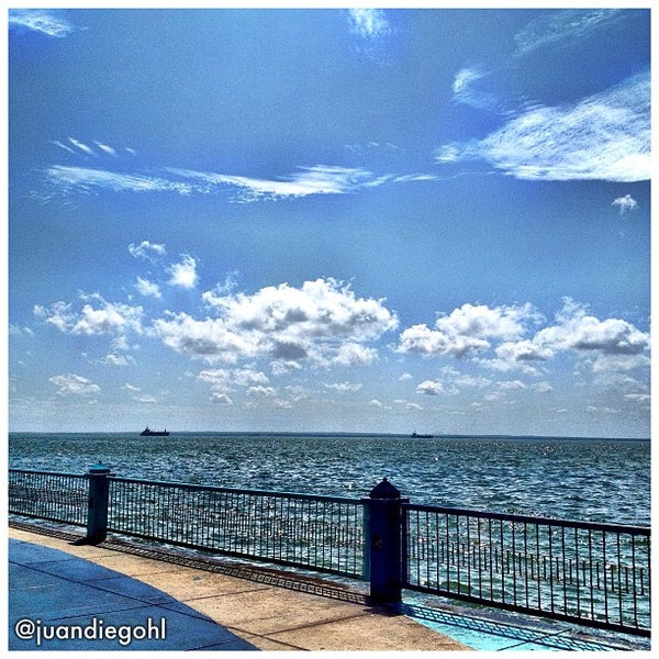 Photos at Vereda del Lago - Park in Maracaibo