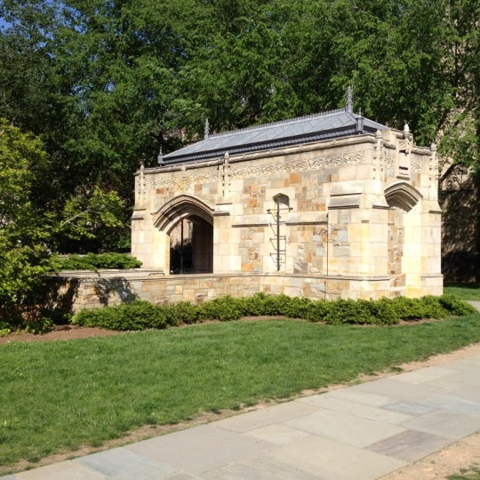 Bass Library - Yale - Downtown New Haven - New Haven, CT