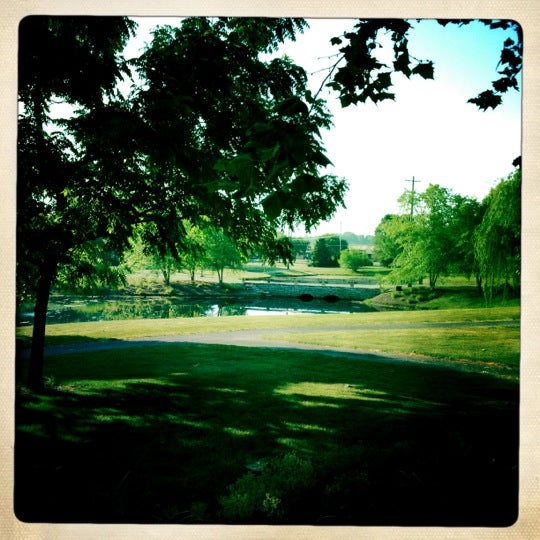 Everal Barn & Homestead - 60 N Cleveland Ave