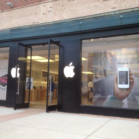 Photos at Apple Southpoint - 8030 Renaissance Parkway