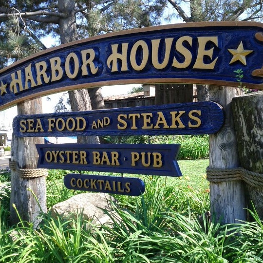Harbor House Restaurant - Marina - 831 W Harbor Dr