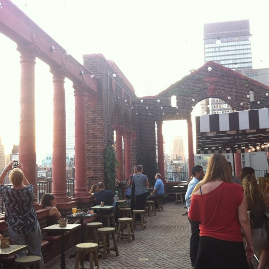 Photos at Pod 39 Rooftop Bar - Cocktail Bar in Murray Hill