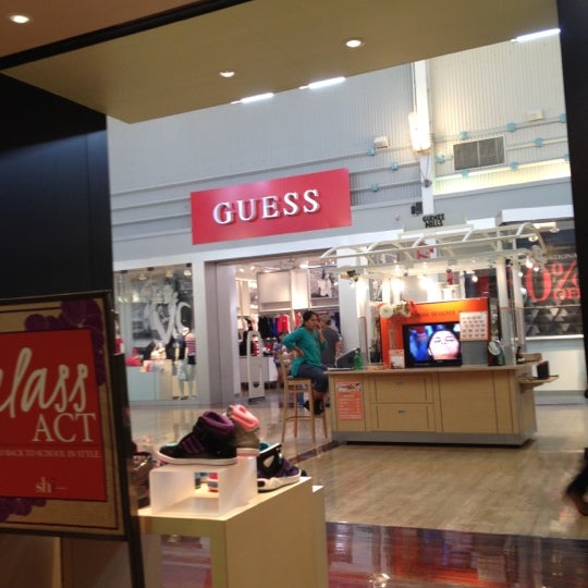 GUESS Factory - Clothing Store in Gurnee