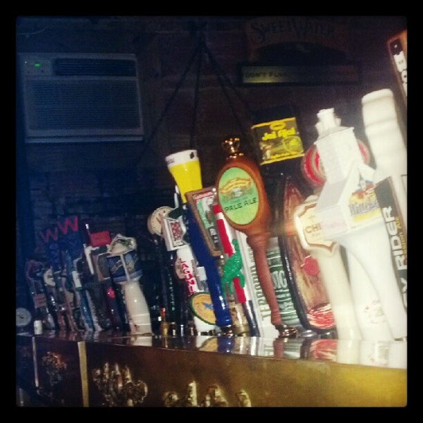 Photos at Kickbacks Gastropub - Riverside - 910 King St