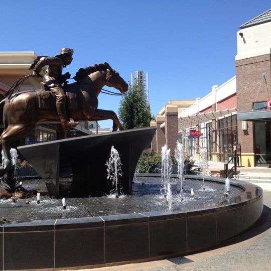 The Legends - Shopping Mall in Sparks