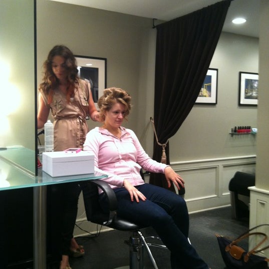 Level Salon - Downtown East - 6 tips from 83 visitors