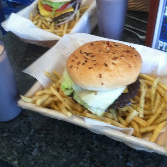 The Wolf Den (Now Closed) - 1305 N Virginia St