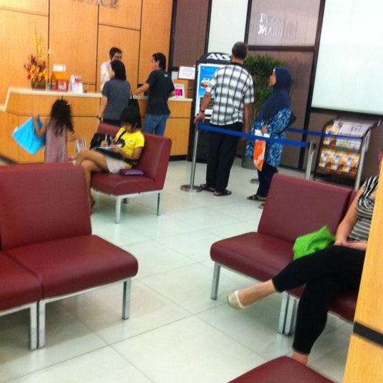 HDB Tampines Branch Office