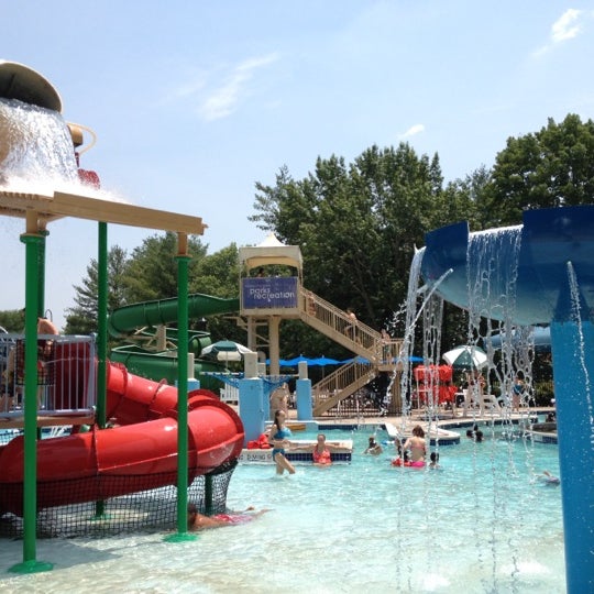 Onesty Pool and Aquatic Center - Charlottesville, VA