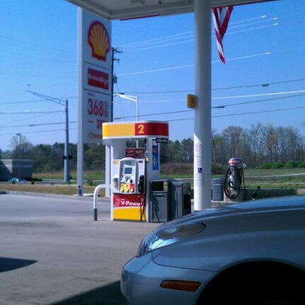 Shell - Fuel Station in Knoxville