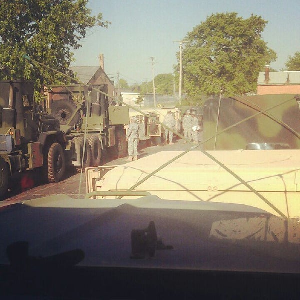 North Riverside Armory - Military Base in North Riverside