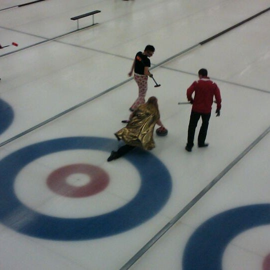 Calgary Curling Club - Sunnyside - 720 3rd St NW