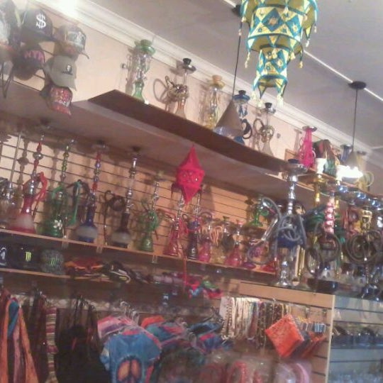 Tambakoo Hookah & Cigar Shop - Cigarrería en Panama