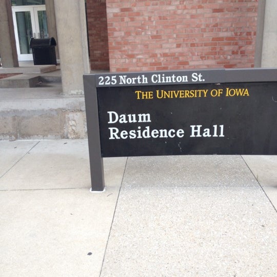 Daum Residence Hall - College Residence Hall in Iowa City