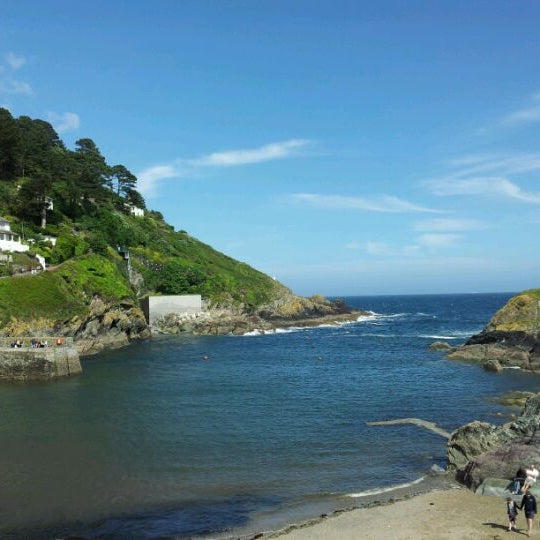 Polperro Harbour - Quay Rd