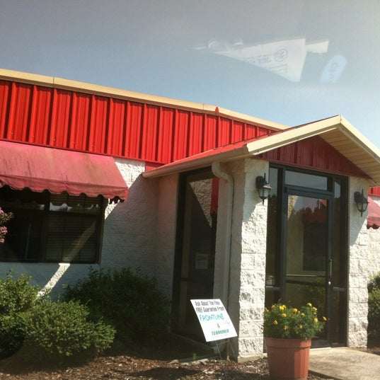 Stewart Animal Clinic - Veterinarian in Warrior