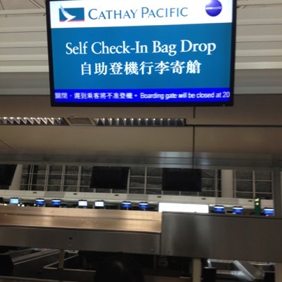 Cathay Pacific Check-in Counter - General Travel in Chek Lap Kok