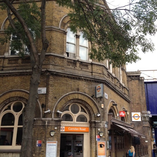 Camden Road Railway Station (CMD) - Train Station in London