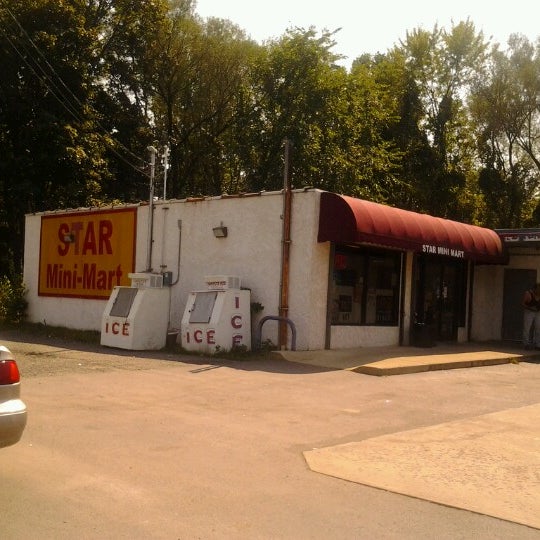 Star Convenience & Deli - 1100 S Main St