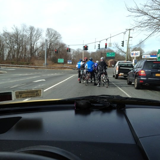 LIE Exit 39 (Now Closed) - East Hills, NY