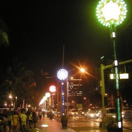 Baywalk - Waterfront in Manila