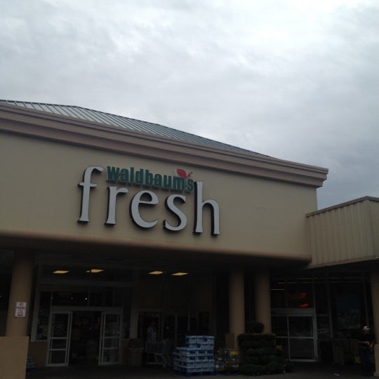 Waldbaum's (Now Closed) - 60 Wall St