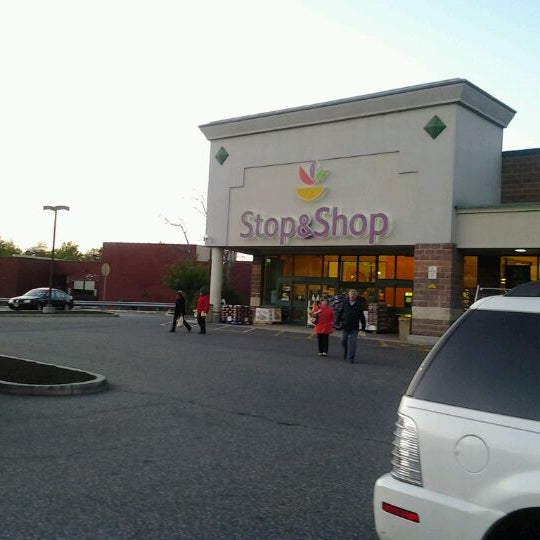 Super Stop & Shop - Supermarket in Teaneck