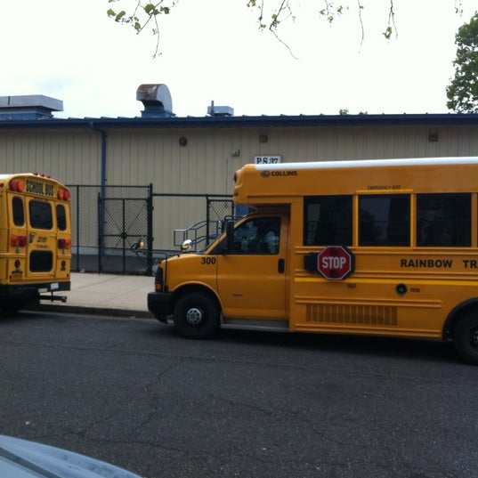 PS 37 Annex - High School in Great Kills