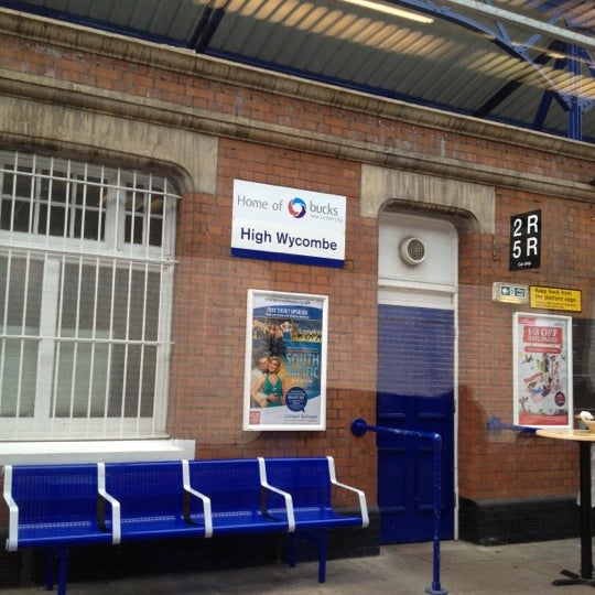 High Wycombe Railway Station (HWY) - Amersham Hill