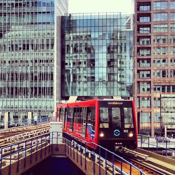 Canary Wharf DLR Station - 21 tips