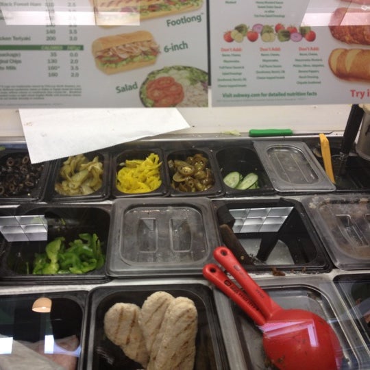 Subway - Manoa - 4 tips