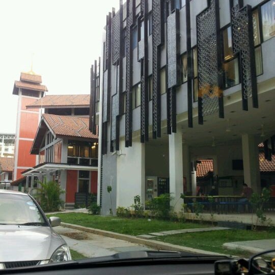 Photos at Masjid Kampung Siglap (Mosque) - Bedok - 3 tips