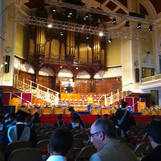 Hull City Hall - Victoria Sq.