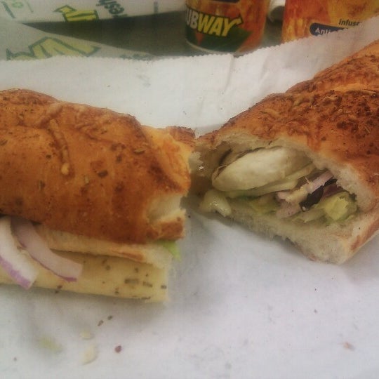 SUBWAY - Sandwich Spot