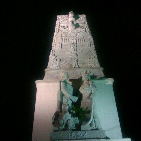 Photos at Monumento a la Bandera - Scenic Lookout in Tuxtla Gutiérrez