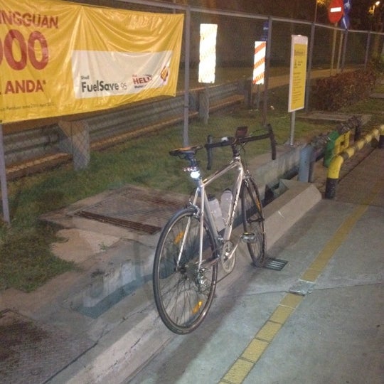 Shell KESAS R&R KINRARA - Km 46.6 Arah Timur(Kuala Lumpur), Kawasan ...