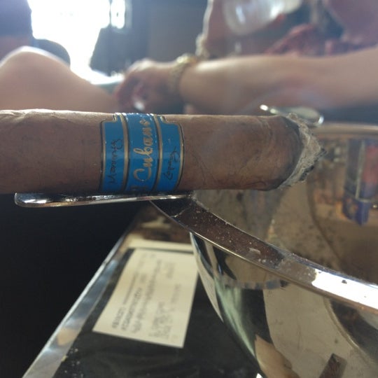 El Cubano Cigars - Smoke Shop