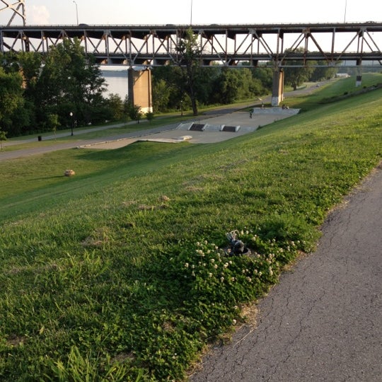 Photos at New Albany Skatepark - Downtown New Albany - New Albany, IN