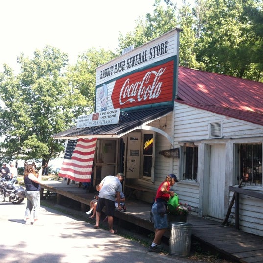 Rabbit Hash General Store - 4 tips from 403 visitors