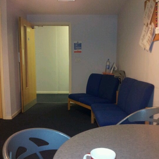 Kingfisher Court Halls of Residence, DMU - College Residence Hall